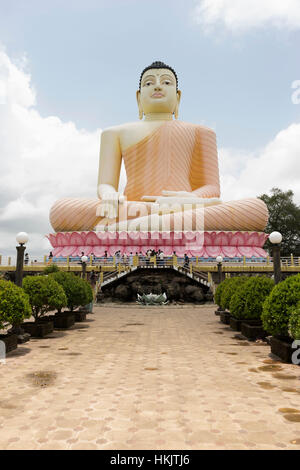 The gigantic Buddha Statue at Kande Viharaya Temple, Beruwala, Sri ...