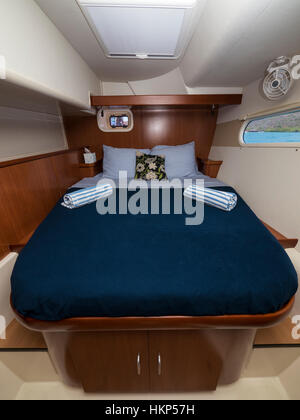 Cabin room / cabin rooms / bedroom / bed room with bunk beds berth for ...