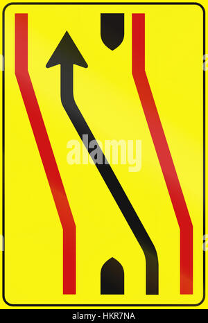 Road sign used in Italy - maximum height allowed Stock Photo - Alamy