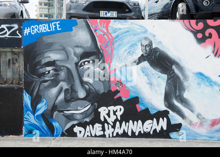 Bondi Beach Sea Wall, covered in sanctioned street art and graffiti ...