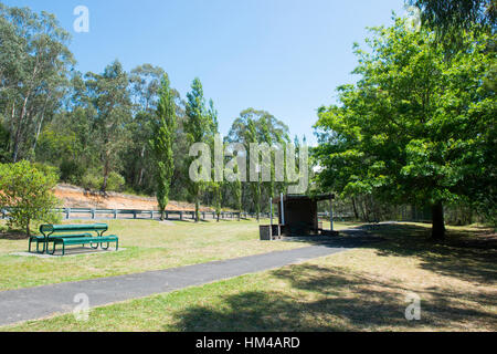 Scenic rest stop on the A1 in Victoria, Australia Stock Photo - Alamy
