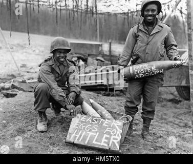 American soldiers of a field artillery battalion, playing football ...