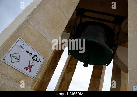 sign caution warn warning signs advance notice loud deafen deafening ...