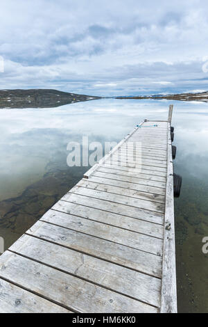 Jetty at Halne Fjellstove, Lake Hardangerjokulen, Plateaufjell ...