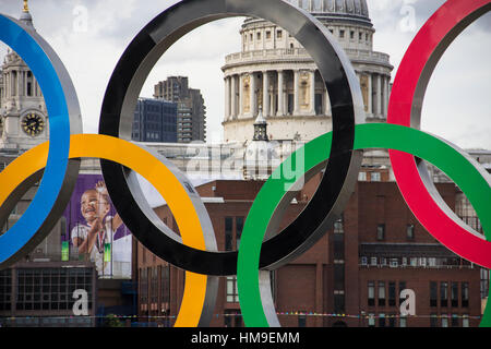 London 2012 Olympic and Paralympic Gold Medals Stock Photo - Alamy