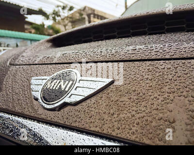 Mini Cooper car bonnet with rain drops Stock Photo - Alamy