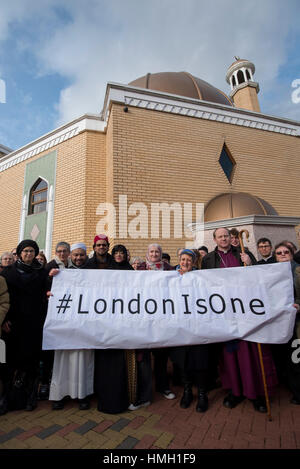 Wightman Road, London, UK. 3rd Feb, 2017. People of different faiths ...