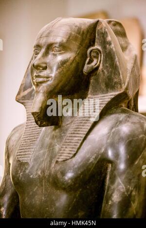 Diorite statue of Pharaoh Khafre - 26th century BC, Museum of Stock ...