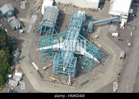 Boeing 787-8 Dreamliner fatique-test rig Stock Photo - Alamy