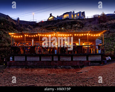 Rileys Fish Shack Tynemouth beach North Tyneside Stock Photo - Alamy