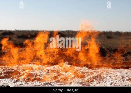 Turkmenistan, China. 6th Feb, 2017. The Door to Hell, a burning natural ...