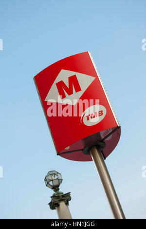 Barcelona metro system sign, Spain Stock Photo - Alamy