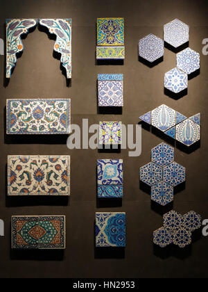 Ottoman art in geometric patterns on wood Stock Photo - Alamy