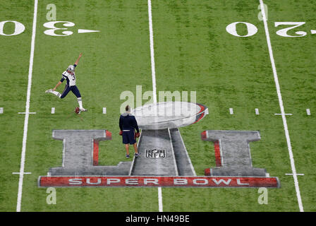 February 05, 2017 New England Patriots quarterback Tom Brady (12) in ...