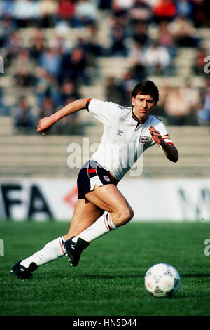 BRYAN ROBSON MANCHESTER UNITED & ENGLAND 01 May 1983 Stock Photo ...
