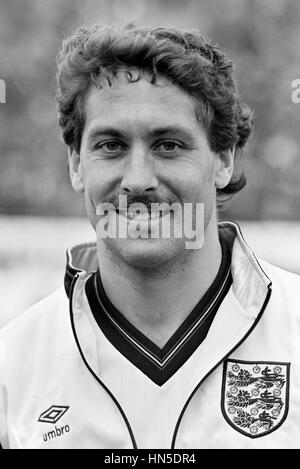 KENNY SANSOM, ENGLAND and ARSENAL FC, , 1986 Stock Photo - Alamy