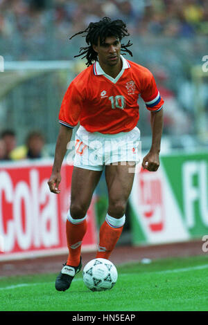 RUUD GULLIT, HOLLAND and AC MILAN, 1990 Stock Photo - Alamy