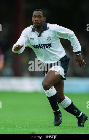 ANDY GRAY TOTTENHAM HOTSPUR FC 27 July 1992 Stock Photo - Alamy
