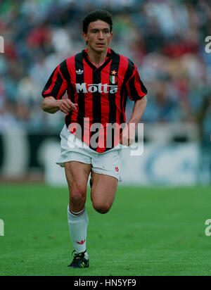 STEFANO ERANIO AC MILAN 05 May 1993 Stock Photo - Alamy
