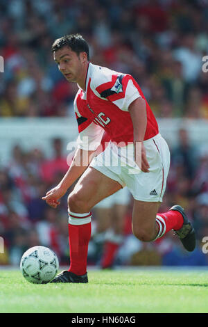 DAVID HILLIER ARSENAL FC 01 March 1996 Stock Photo - Alamy