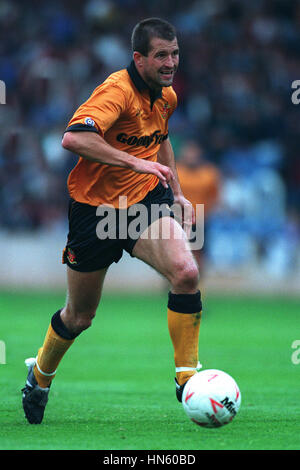 STEVE BULL WOLVERHAMPTON WANDERERS FC 10 September 1993 Stock Photo - Alamy