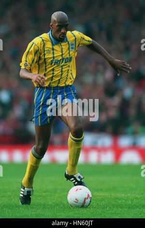 CHRIS WHYTE BIRMINGHAM CITY FC 23 August 1993 Stock Photo - Alamy