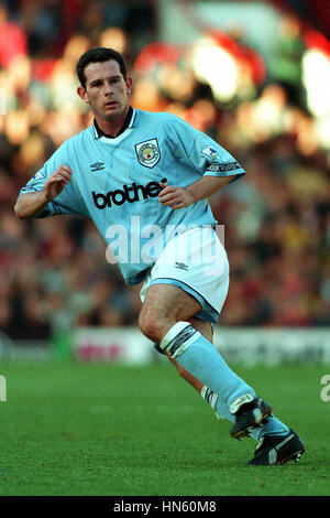 MIKE SHERON MANCHESTER CITY FC 23 February 1993 Stock Photo - Alamy