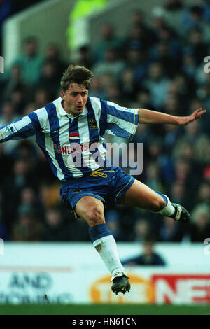 NIGEL JEMSON SHEFFIELD WEDNESDAY FC 09 December 1993 Stock Photo - Alamy