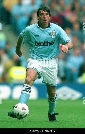 RICK HOLDEN MANCHESTER CITY FC 07 September 1992 Stock Photo - Alamy