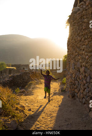 Koremi village, near Harar, in the Ethiopian Highlands of Africa Stock ...