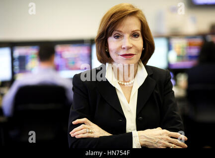 Margie Patel, manager of the Evergreen Diversified Income Builder fund ...