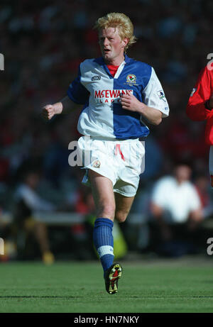 COLIN HENDRY BLACKBURN ROVERS FC 18 April 1995 Stock Photo - Alamy
