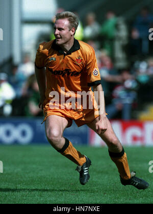 MARK VENUS, WOLVERHAMPTON WANDERERS FC, 1989 Stock Photo - Alamy