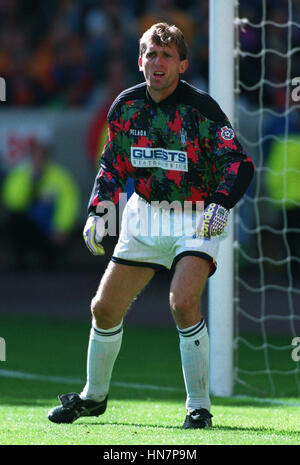 STUART NAYLOR WEST BROMWICH ALBION FC 07 September 1995 Stock Photo - Alamy