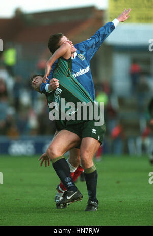 GERRY CREANEY & DEREK WHYTE PORTSMOUTH V MIDDLESBROUGH 26 October 1994 ...
