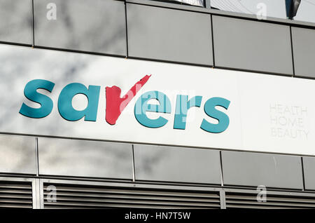 Savers Shop Sign Logo Stock Photo - Alamy