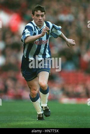 IAN NOLAN SHEFFIELD WEDNESDAY FC 04 March 1996 Stock Photo - Alamy