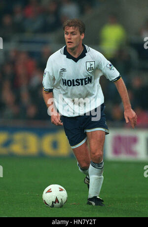 KEVIN SCOTT TOTTENHAM HOTSPUR FC 12 August 1994 Stock Photo - Alamy