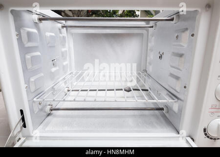 damage in the oven after explosion of heating element Stock Photo - Alamy