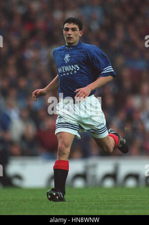 CHARLIE MILLER GLASGOW RANGERS FC 01 November 1994 Stock Photo - Alamy