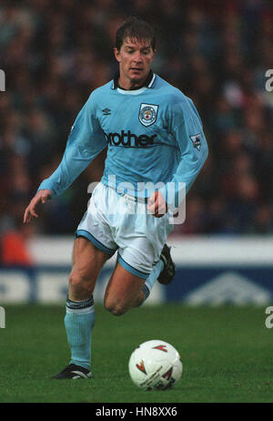 IAN BRIGHTWELL MANCHESTER CITY FC 30 August 1994 Stock Photo - Alamy