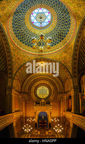 Bima, altar, Spanish Synagogue, interior shot, Josefov, Jewish Quarter ...