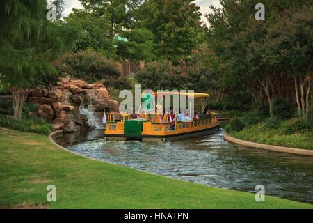 USA, Oklahoma, Oklahoma City, River Walk along Bricktown Canal at dusk ...