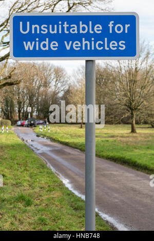 Sign warning that the road ahead is unsuitable for heavy vehicles. UK ...
