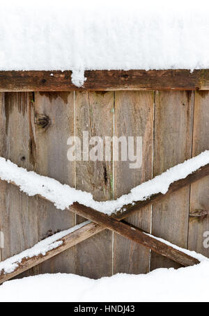 Winter, Snow, Garden, Garden gate Stock Photo - Alamy
