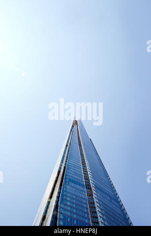 Close-Up view The Shard Stock Photo - Alamy