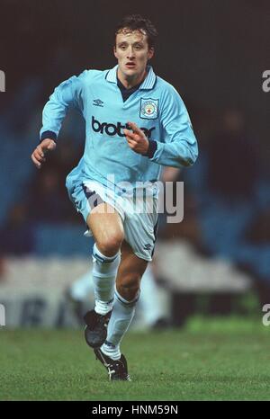 NICKY SUMMERBEE MANCHESTER CITY FC 28 October 1996 Stock Photo - Alamy