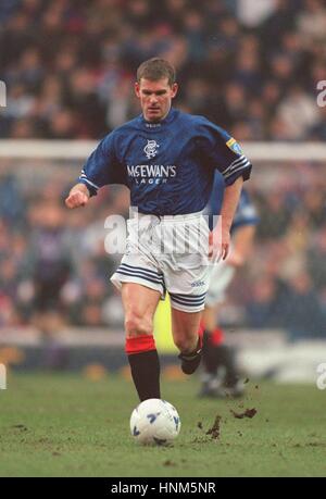 IAN DURRANT GLASGOW RANGERS FC 21 August 1995 Stock Photo - Alamy