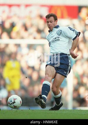 DAVID HOWELLS TOTTENHAM HOTSPUR FC 27 July 1992 Stock Photo - Alamy
