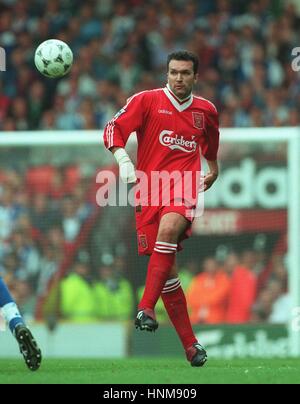 NEIL RUDDOCK LIVERPOOL FC 28 September 1995 Stock Photo - Alamy